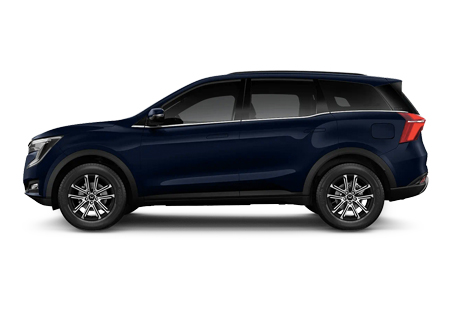Mahindra XUV700 Showroom Pune - Price , Reviews & Specs
